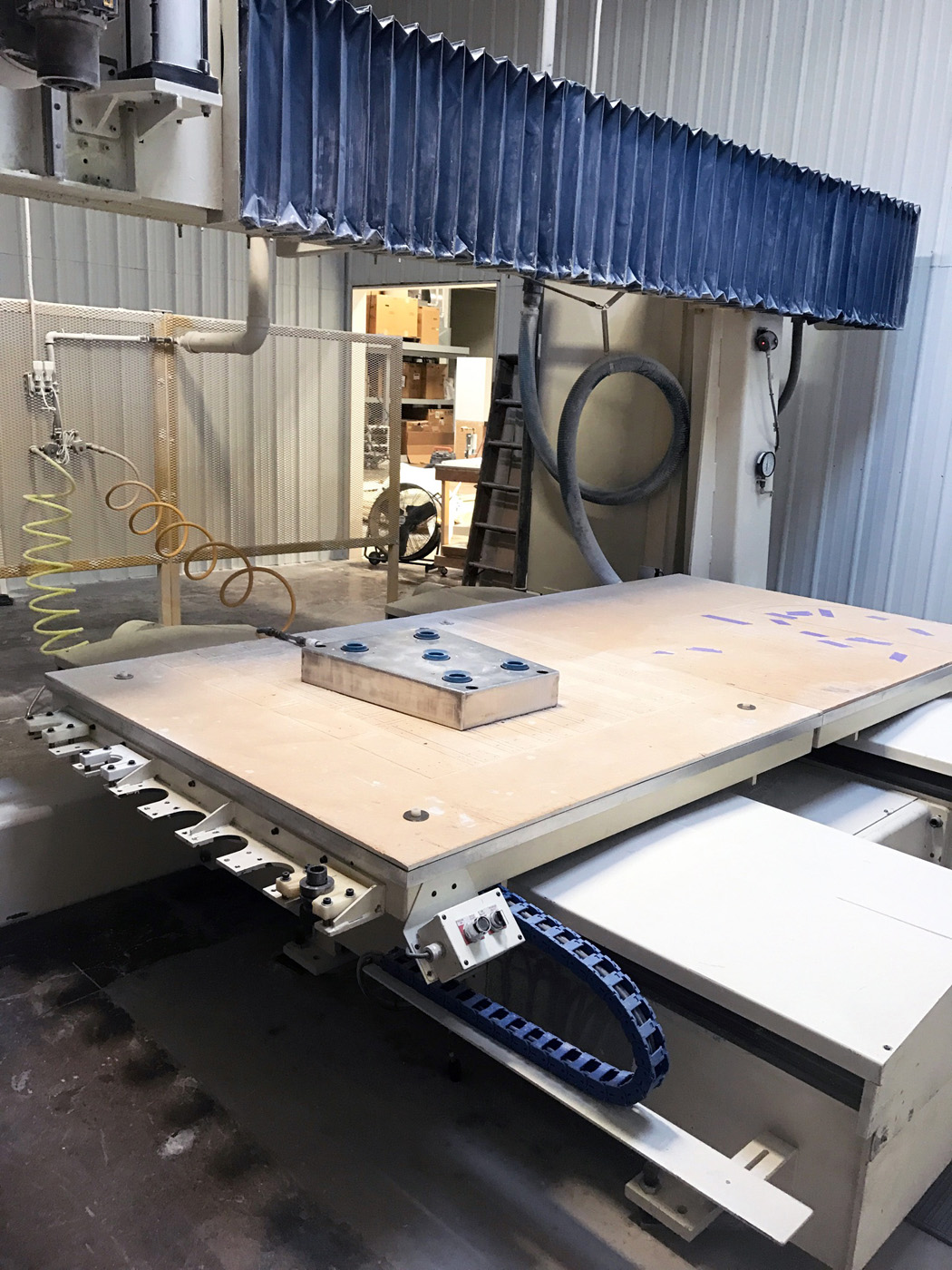 Quintax 5 Axis CNC Router Dual 5x5 Table E517 [SOLD]