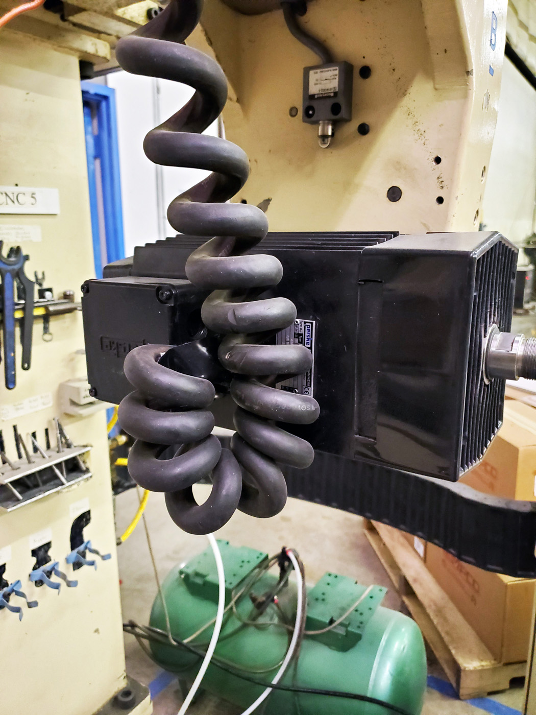 Motionmaster 5 Axis CNC Router Dual 5x5 Table E588 [SOLD]